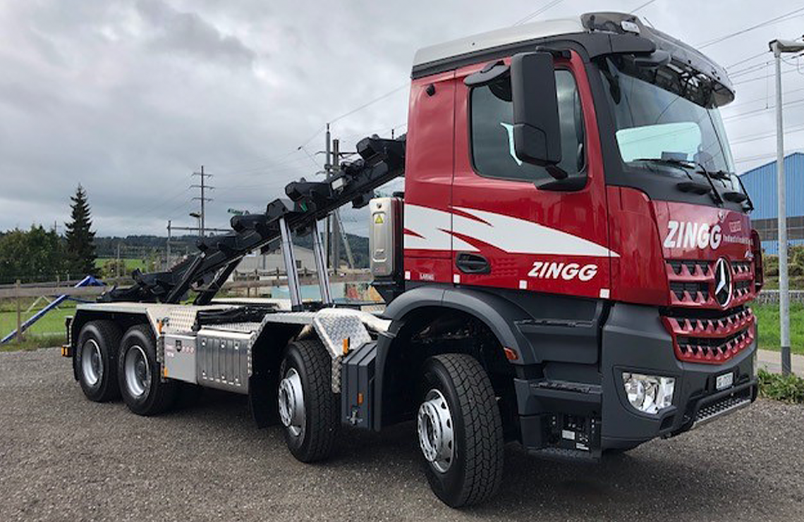 Ein neues VDL Containersystemen BV Kettengerät für die Zingg ...